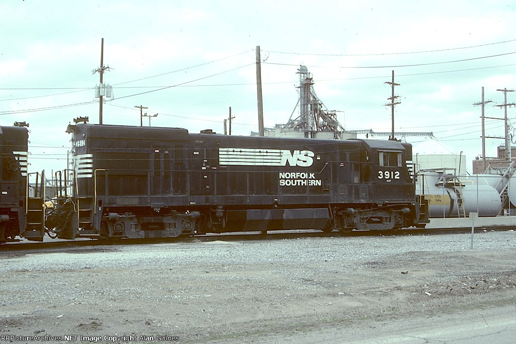 NS U23B 3912